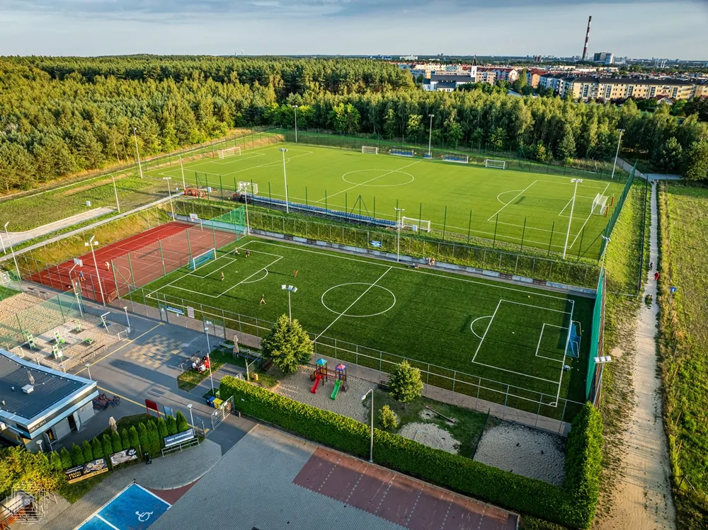 Modernizacja Orlików 2025 – 377 boisk sportowych przejdzie remont ...